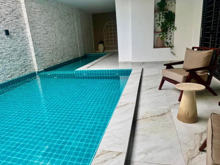 Yellow Platinium Piscine Salle De Sport - Dakar