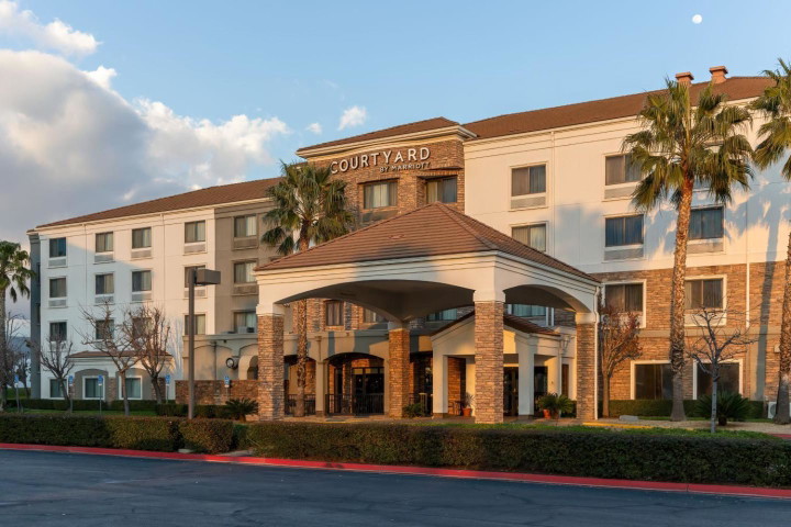 Courtyard By Marriott Ontario Rancho Cucamonga - Fontana, CA