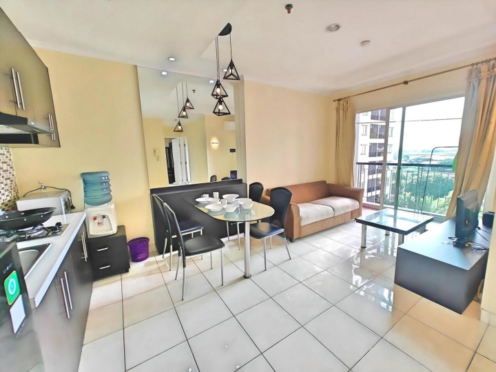 Strategic 2br Gading Moi Apt Wi-fi, Pool & Gym - Jakarta