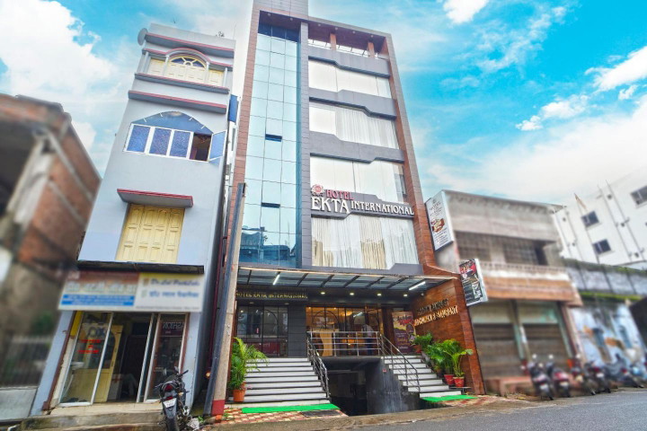 Hotel Ekta International !! 300 Mts From Baba Baidyanath Dham Temple !! - Deoghar