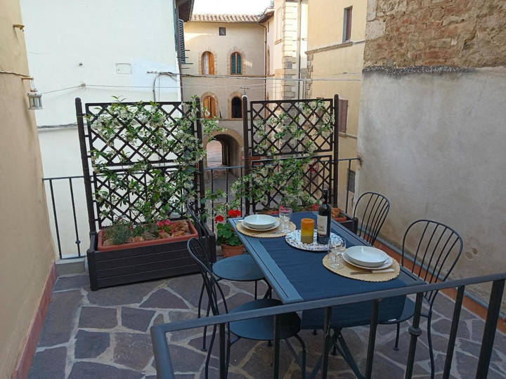 Cozy Central Apartment - Monteriggioni