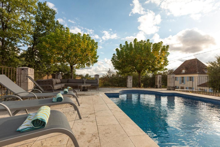 Roques Cottage - Spacieuse Maison Pierre Avec Piscine Chauffée, Cuisine D'été, Pétanque, Ping-pong Et Jeux Enfants - 10 Min De Vic - Vic-Fezensac