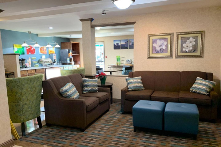 Quality Inn Near Toms River Corporate Park - Jackson Township, NJ