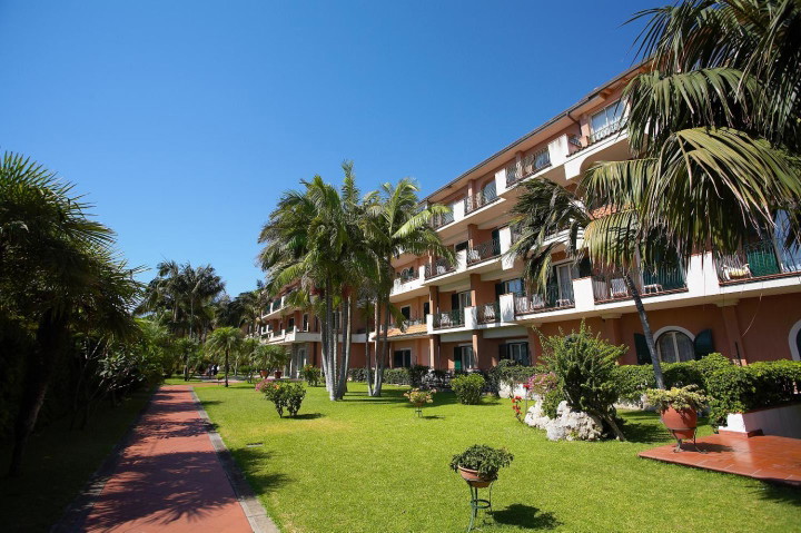 Hotel Caparena - Letojanni