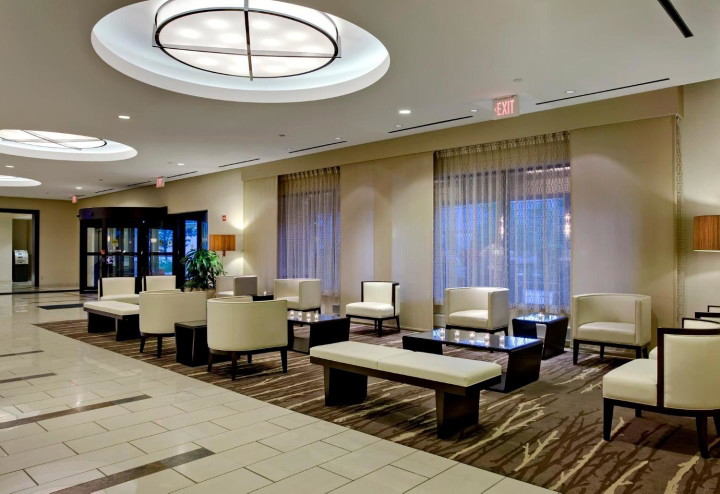 Crowne Plaza Chicago Ohare Hotel & Conf Ctr By Ihg - Chicago, IL