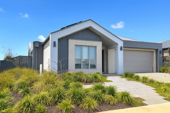 Stylish 3br Near Gv Health, Golf & Sports Precinct - Shepparton