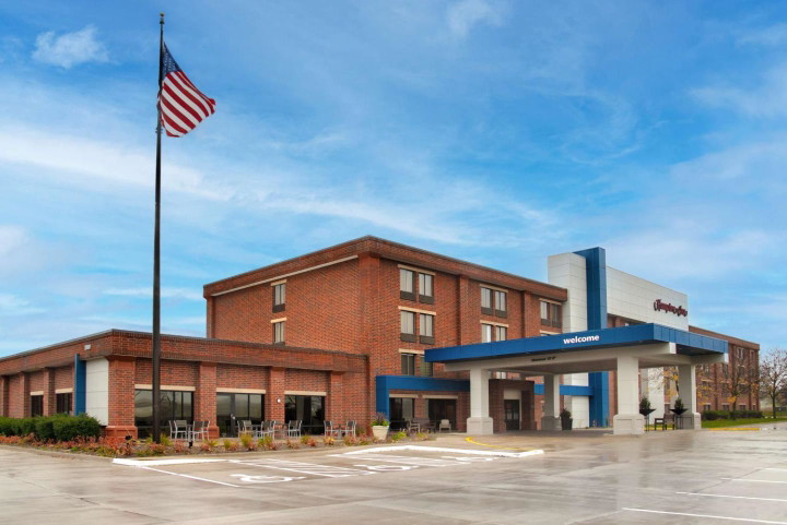 Hampton Inn West Des Moines Lake Drive - West Des Moines, IA