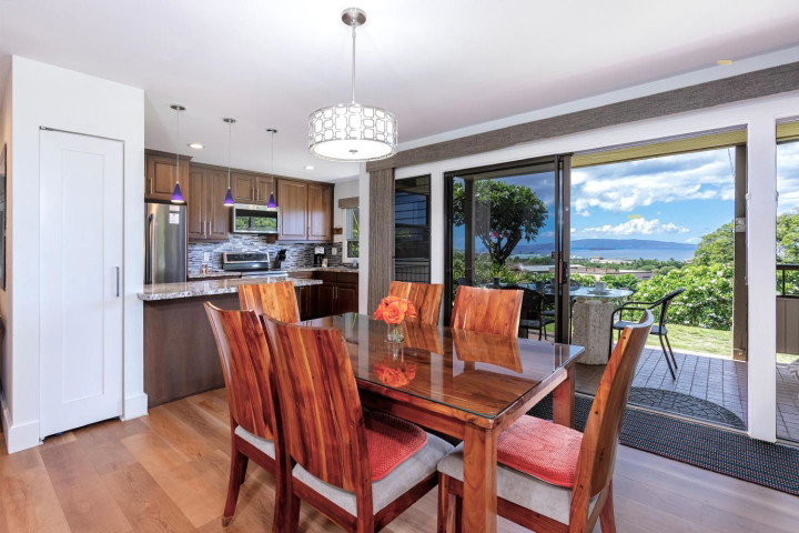 Upscale Wailea! 2-2 With Ocean View - Wailea, HI