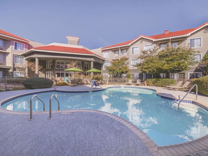 La Quinta Inn & Suites By Wyndham Austin Near The Domain - Cedar Park, TX