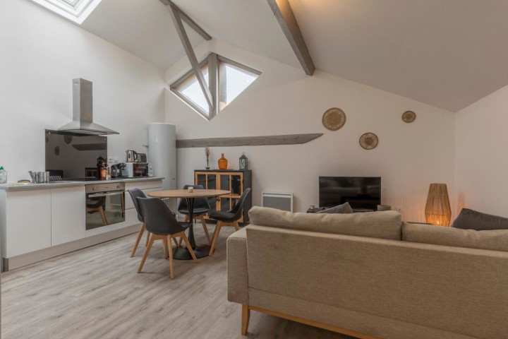 Atypique - 2 Chambres Avec Salles De Bains, Cuisine éQuipée, Parking Gratuit - Tarn-et-Garonne