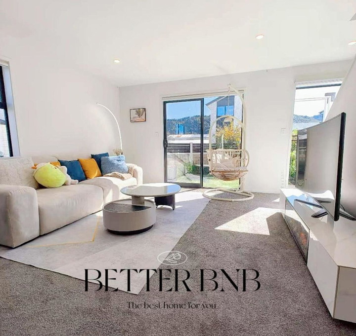 Modern & New • 3 Beds • 6 Guests - Upper Hutt