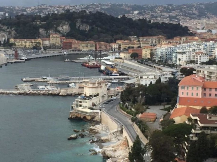 Nice Port Bel Appartement Au Calme 2 Chambres Clim Balnéo Option Parking Privé Max 4 Personnes - Nice