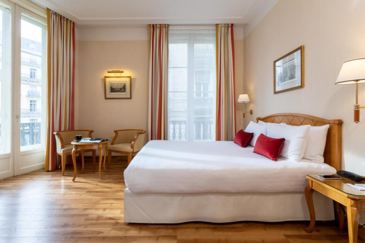 Hotel Etats Unis Opera - Bois-Colombes