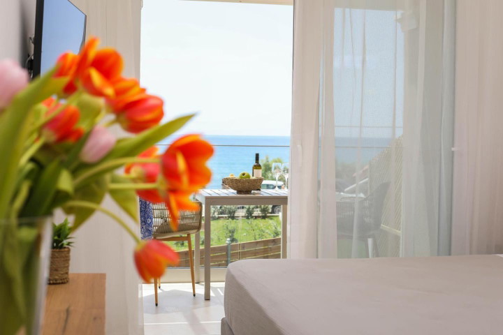 Magdachris Luxury Rooms - Corfu