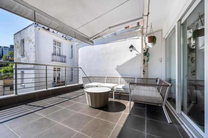 Stylish Duplex House With A Special Terrace - Istanbul