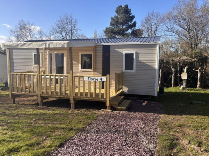 Mobil Home Avec Terrasse à Guégon - Api-1-52-558 - Morbihan