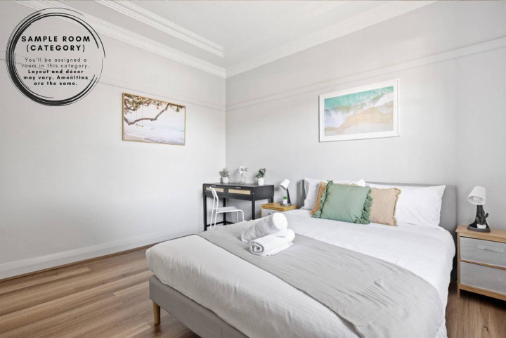 Cozy Queen Room - Close To Eateries & Shops - Shared Bathroom And Amenities - Burwood