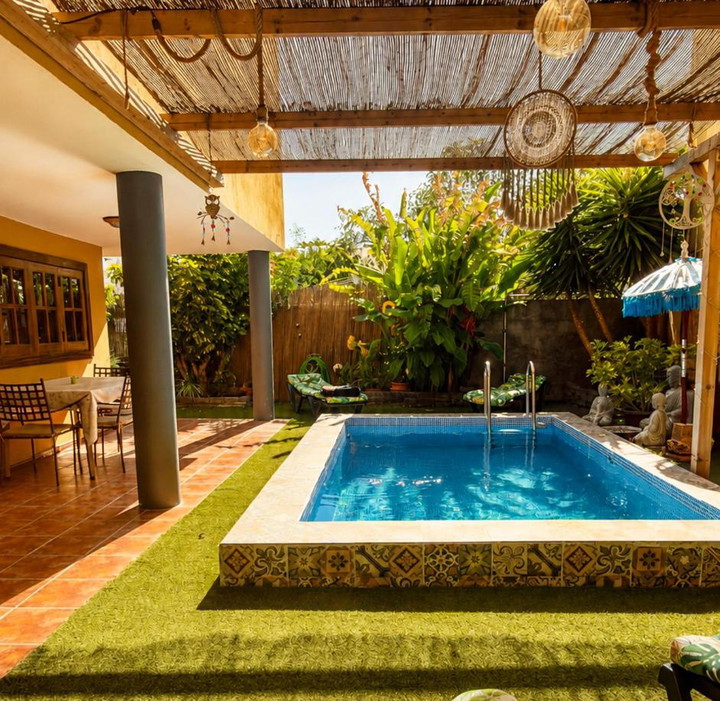 Casa Con Piscina En El Centro - El Paso