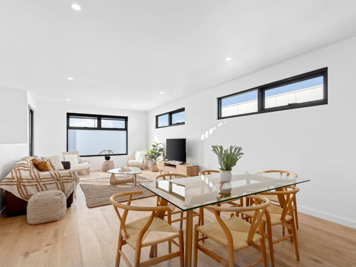 541 - 3 Bedroom Townhouse - Centrally Located- Free Parking - Free Wifi - Torquay