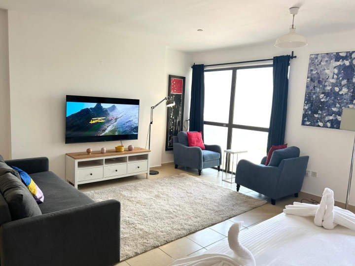 Breathtaking Sea And Palm View Spacious Studio With Vibrant Vibes In Jbr By Sweet Homes - Dubai Marina