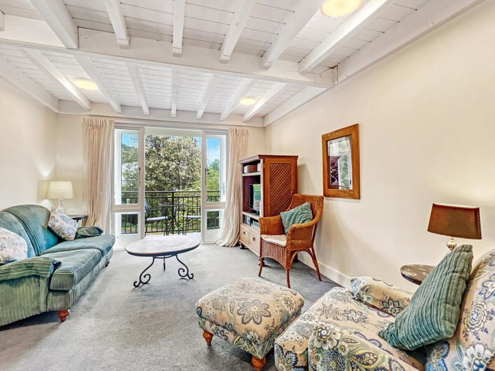 Peaceful 2-bedroom Retreat With Harbour Outlook - Akaroa