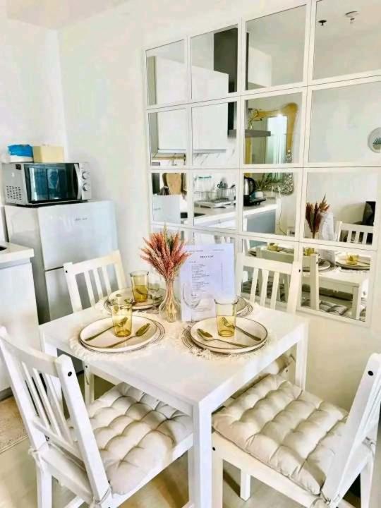 Urban Oasis Staycation - Manila