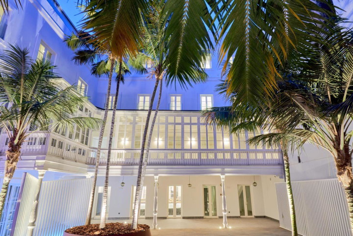 Tandem Palacio Veedor De Galeras Suites - Chiclana de la Frontera