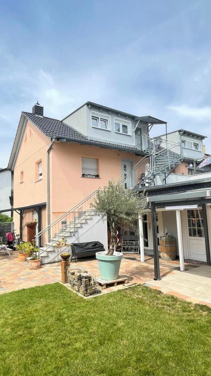 Boardinghouse Forst - Weingarten (Baden)
