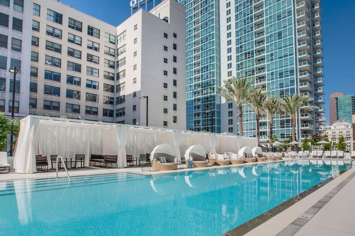 2 Bed 2 Bath Stylish Luxury Premium High-rise Apartment - Echo Park - Los Angeles