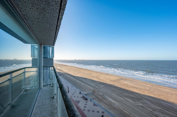 7e Verdiep Appartement Met Zeezicht In Knokke Voor Max 6 Personen - Brugge