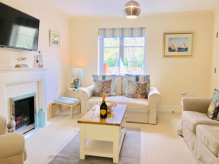 Chestnut Cottage, Shanklin Rural Retreat - Isle of Wight