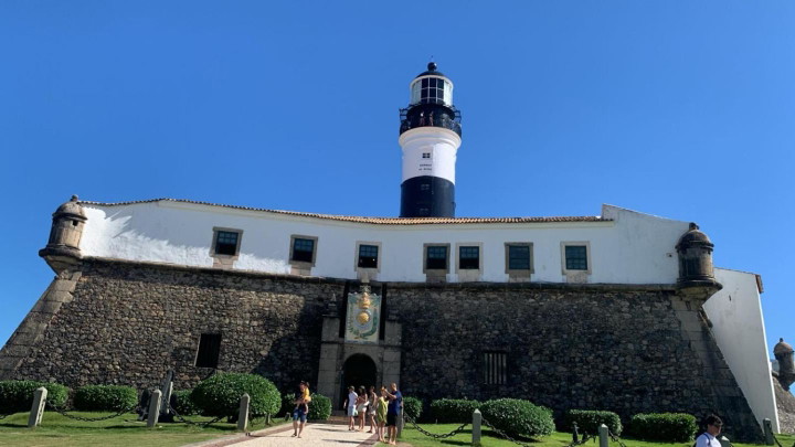 Apartamento 3 Quartos Com Suíte Beira Mar Farol Da Barra - Barra, Brazil