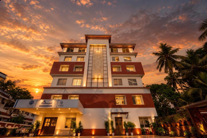 Hotel Radheyam Mgd By Sreehotels - 古魯瓦約奧爾