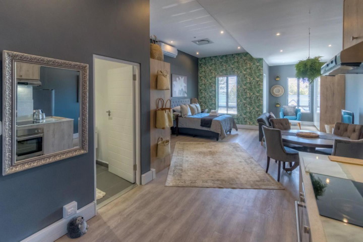 Trebuchet Studio Apartment - Somerset West