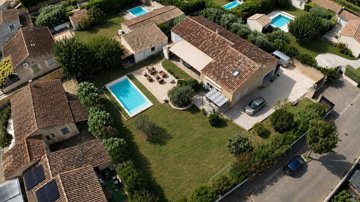 Le Petit Valexiane Piscine & Jardin - Mouriès
