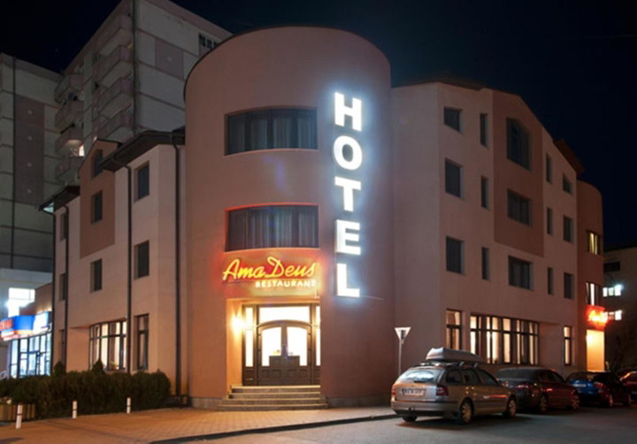 Hotel Amadeus - Focșani