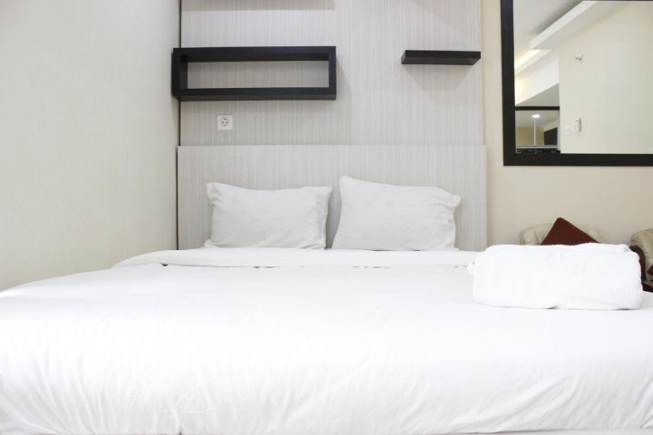 Simply Studio Room The Jarrdin Cihampelas Apartment By Travelio - Bandung