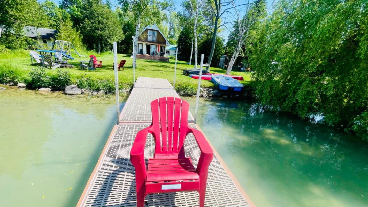 Cozy Lakefront Cottage - Bonfire - Family Getway - Ontario