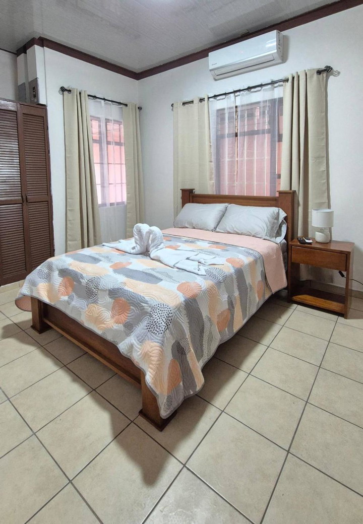 Velaz Guesthouse - Costa Rica