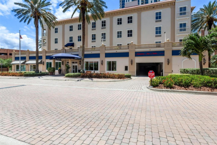 Hampton Inn & Suites St. Petersburg/downtown - Tampa Bay, FL