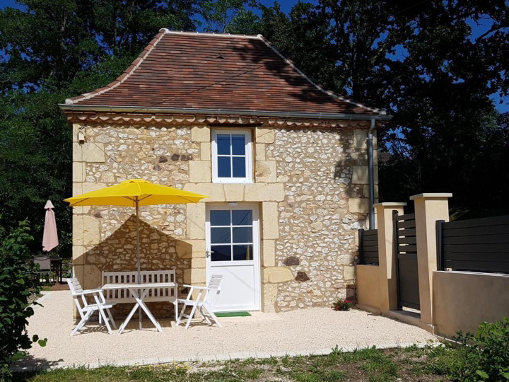 Maison Périgourdine Avec Jacuzzi, Jardin Privé Et Vélos - Idéal 2 Personnes, Près De Sarlat - Fr-1-616-209 - Limeuil