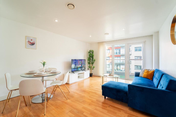 Cozy 2br Apt In Greenwich, Near O2 Arena And Excel, Fast Wi-fi, Free Parking, Excellent Links Elizabeth And Southeastern Line - Greenwich