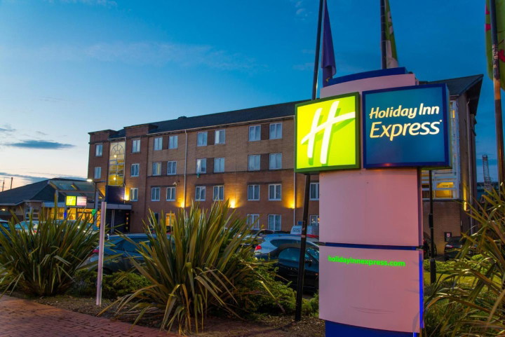 Holiday Inn Express Cardiff Bay By Ihg - Cardiff