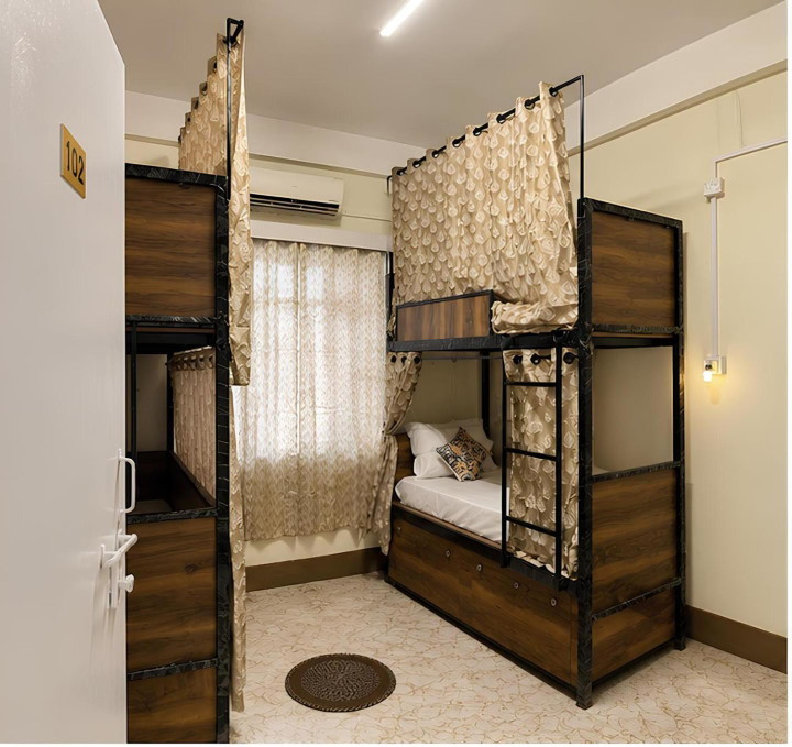 Hippie Hippo Guwahati - 7 Mins From Guwahati Railway Station - 구와하티