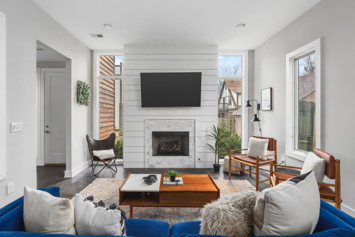 Modern Luxury Rooftop Deck, 3 Mi To Downtown - Nashville, TN