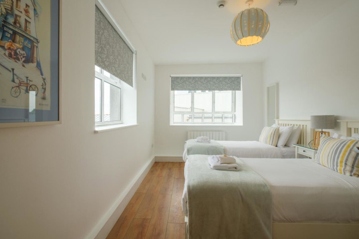 The Eyre Square Townhouse - Claregalway