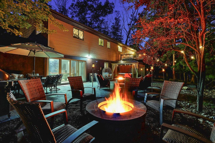 Pocono Mtn Ski Retreat: Hot Tub & Game Room - Stroudsburg, PA