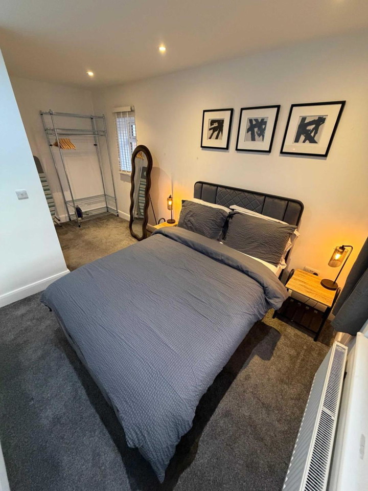 Stylish Apartment In Horley Town Centre - Crawley