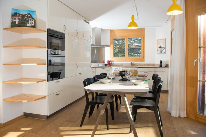 Prime Location Apartment 300 Meters Lift - Lenzerheide