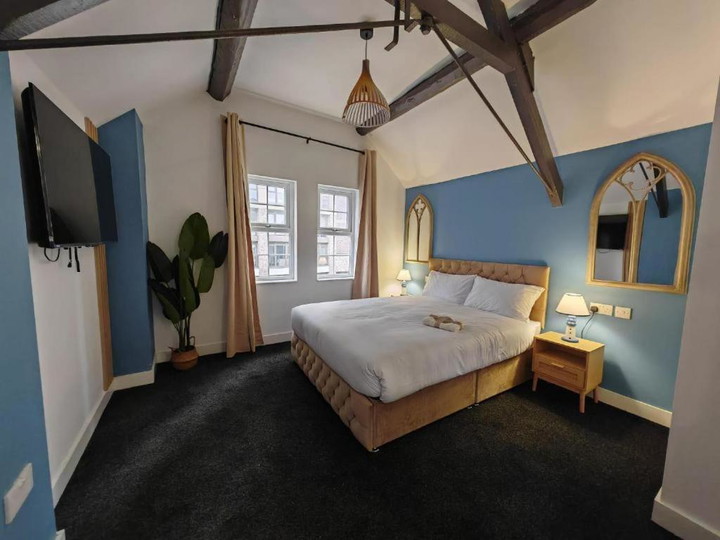 Stay Hub City Centre -Self Check-in Hotel - Birmingham